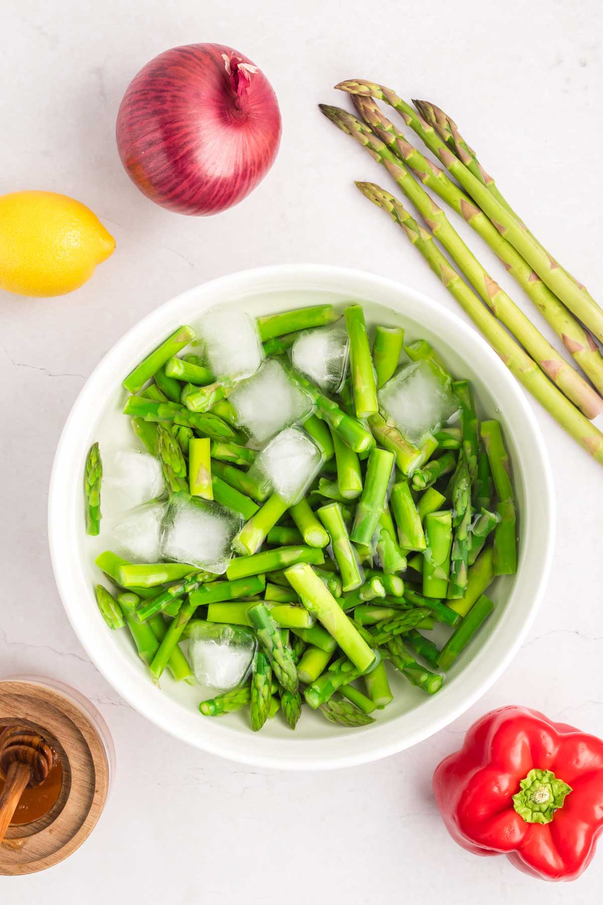 Cold Asparagus Salad with Lemon Vinaigrette